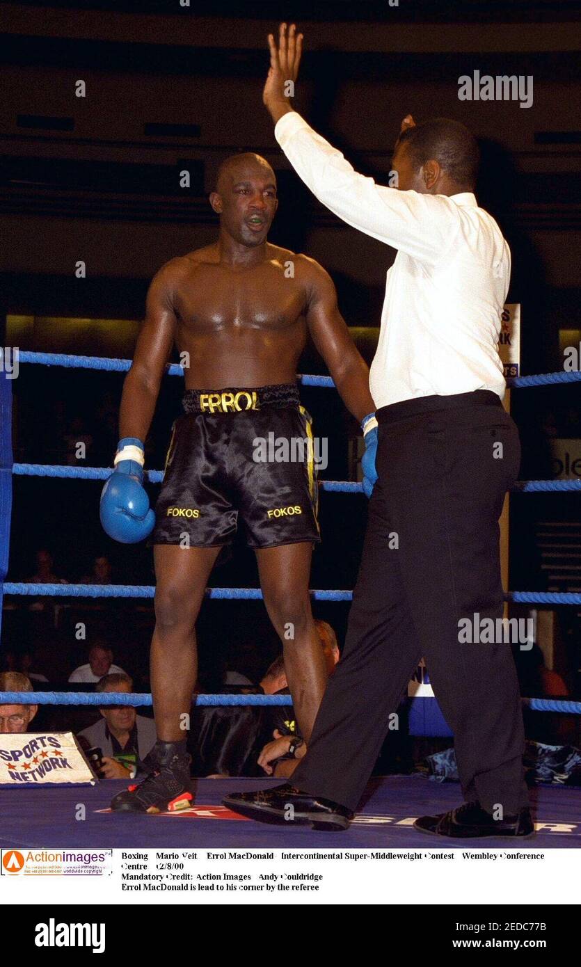 Intercontinental super middleweight contest hi-res stock photography ...