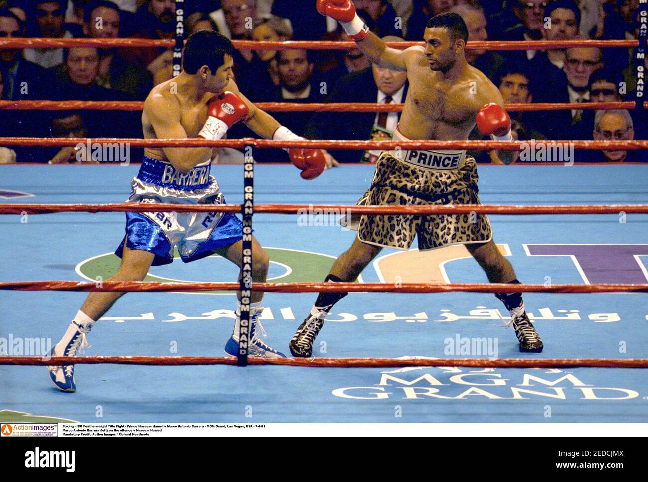 Usa barrera v hamed hi-res stock photography and images - Alamy