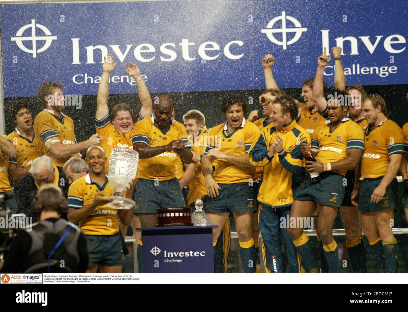 George gregan trophy hi-res stock photography and images - Alamy