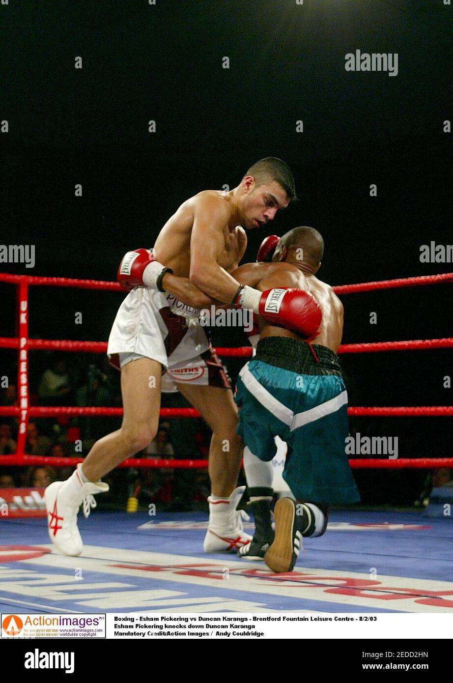 Brentford fountain hi-res stock photography and images - Alamy