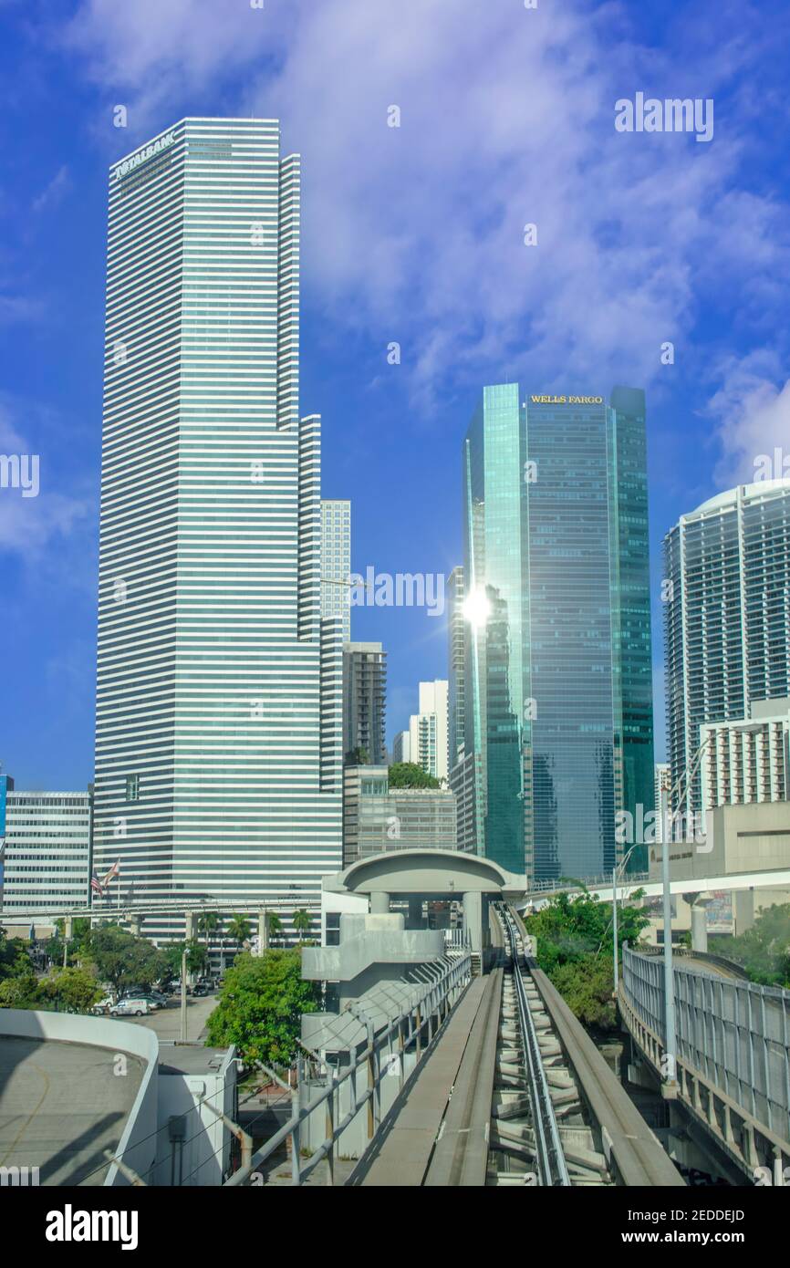The Metromover approaches Miami Avenue Station in downtown Miami ...