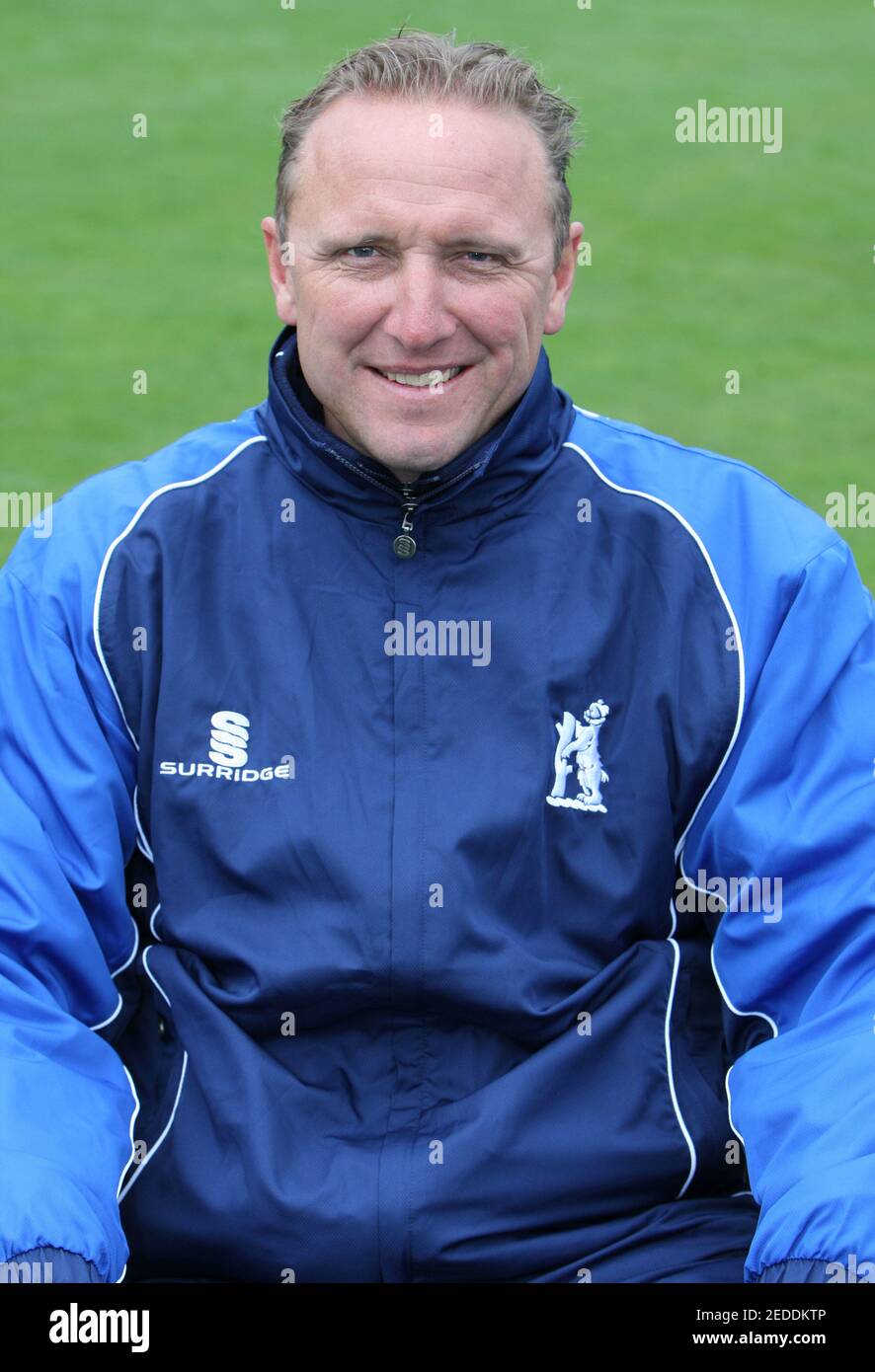 Warwickshire bowling coach hi-res stock photography and images - Alamy
