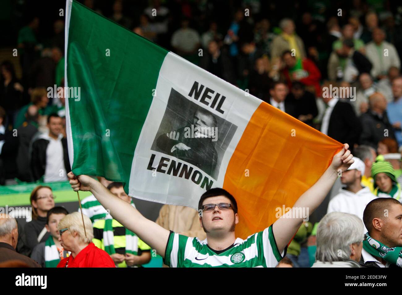 Fc celtic flag hi-res stock photography and images - Alamy