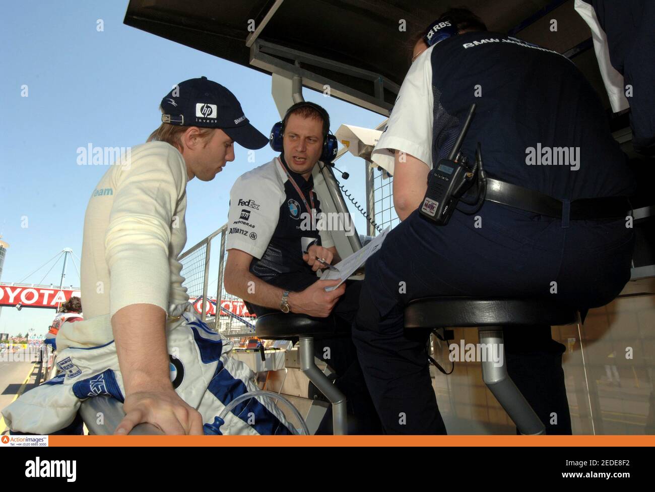 Williams F1 Pit Crew High Resolution Stock Photography and Images - Alamy