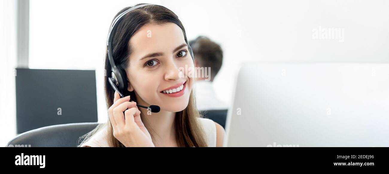 Customer teleservices hi-res stock photography and images - Alamy