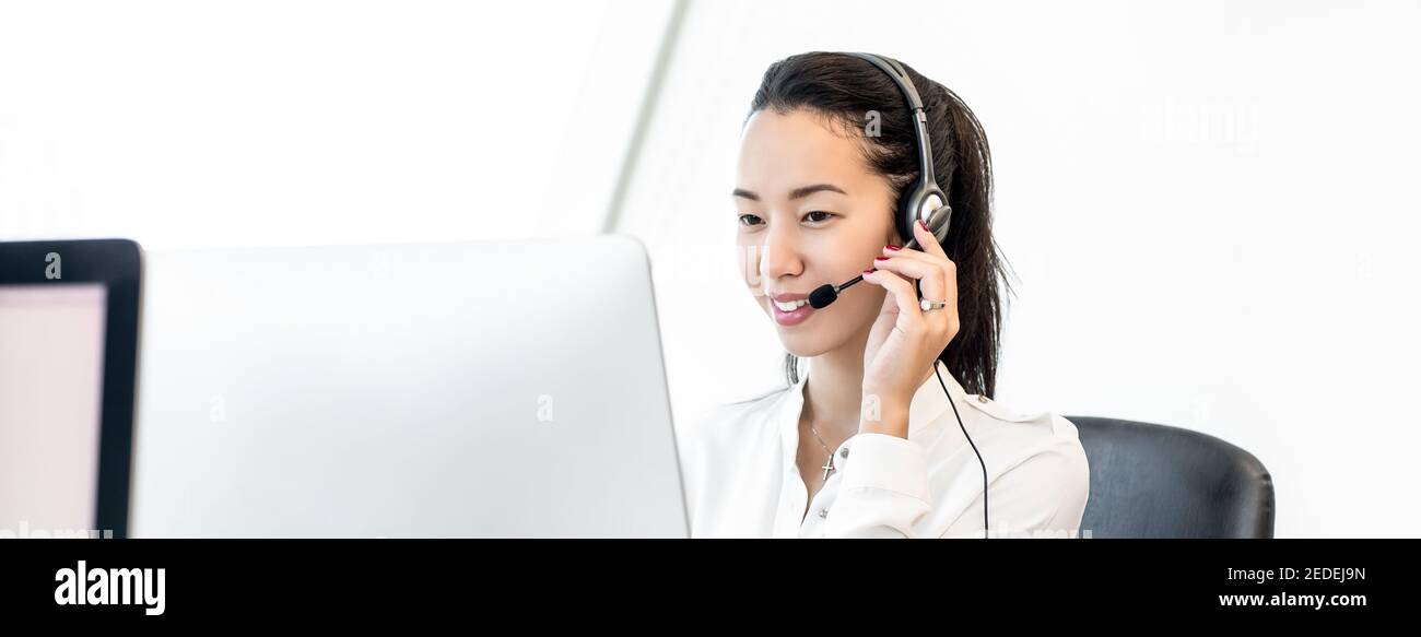 Customer teleservices hi-res stock photography and images - Alamy