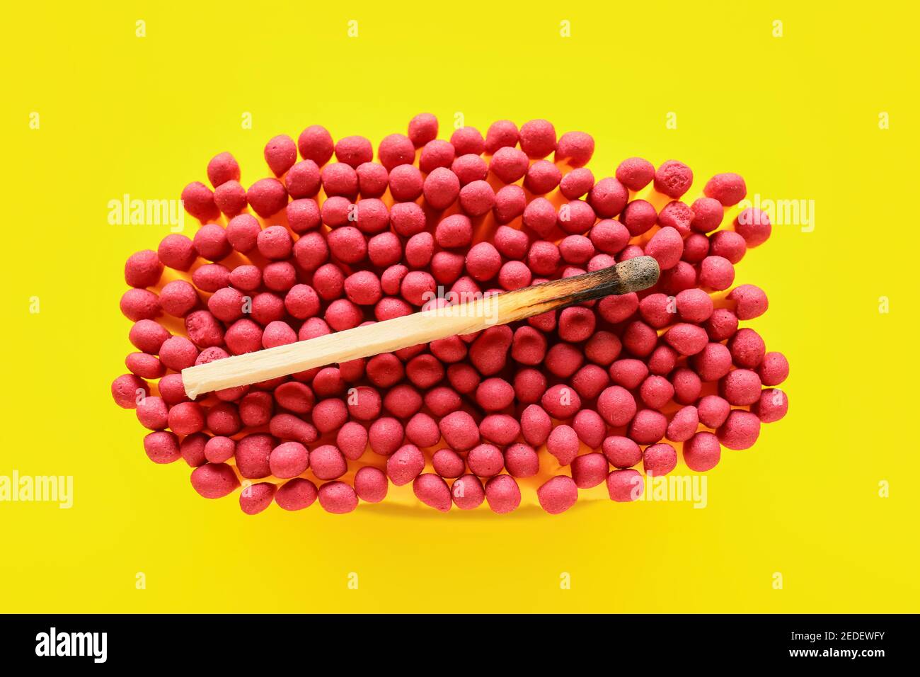 Burnt whole matches on hi-res stock photography and images - Alamy