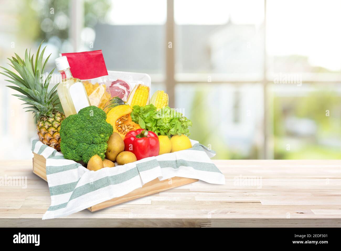 Food countertop hi-res stock photography and images - Alamy