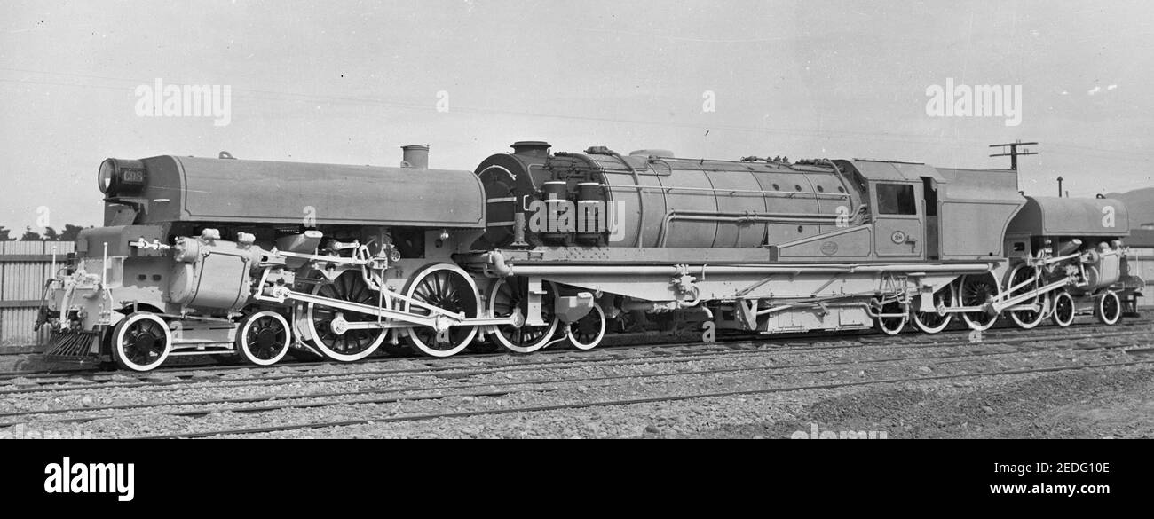 NZR g class garratt Stock Photo - Alamy