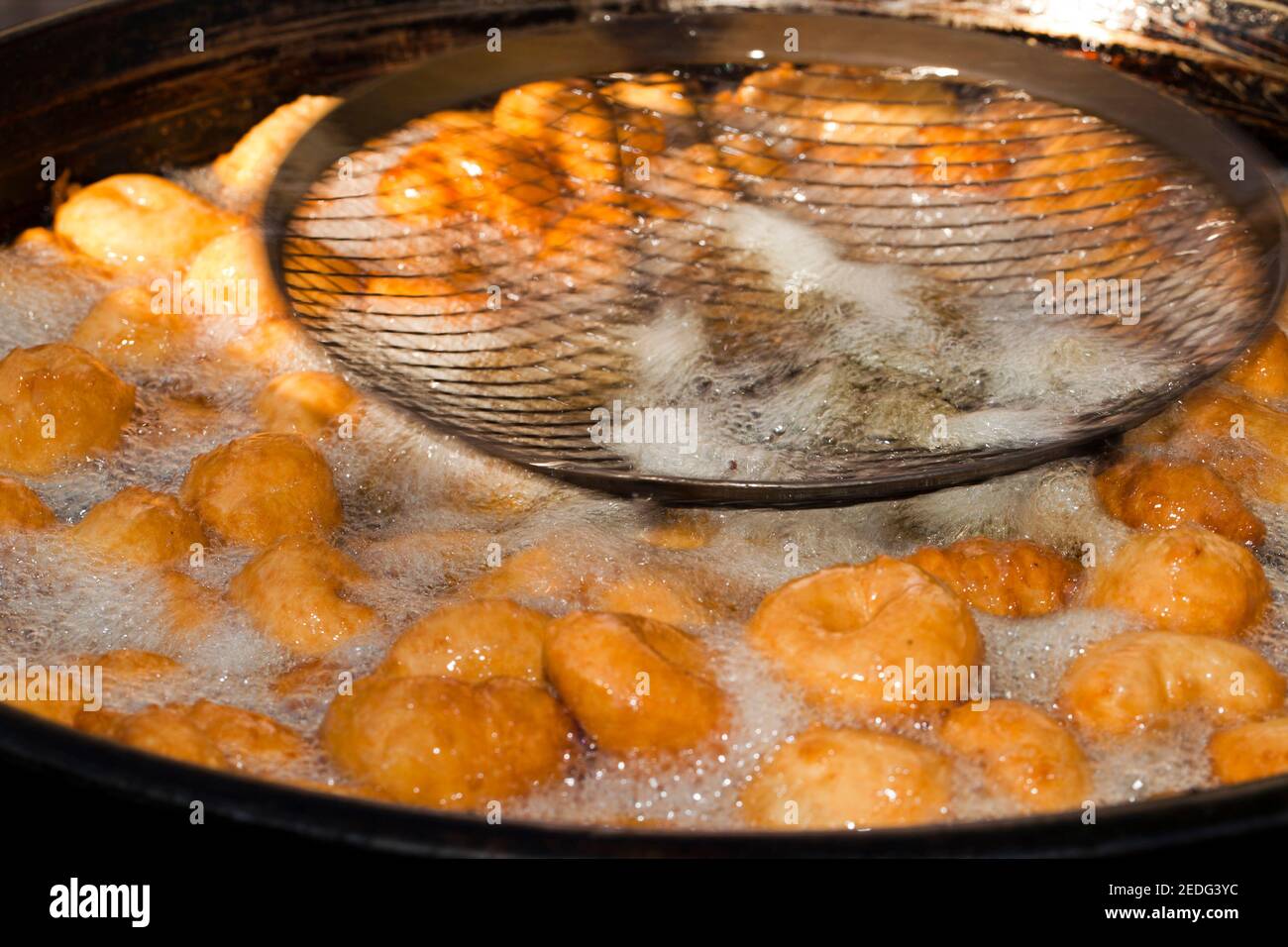 Lokma tatlisi hi-res stock photography and images - Alamy