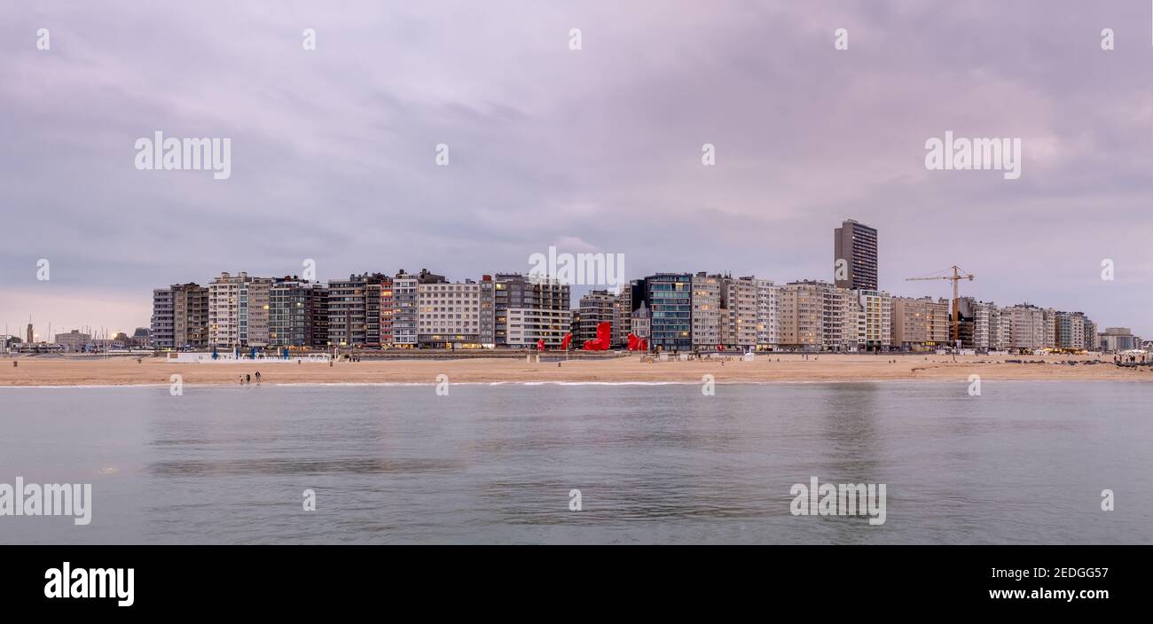 Downtown against cloudy skyline hi-res stock photography and images - Alamy