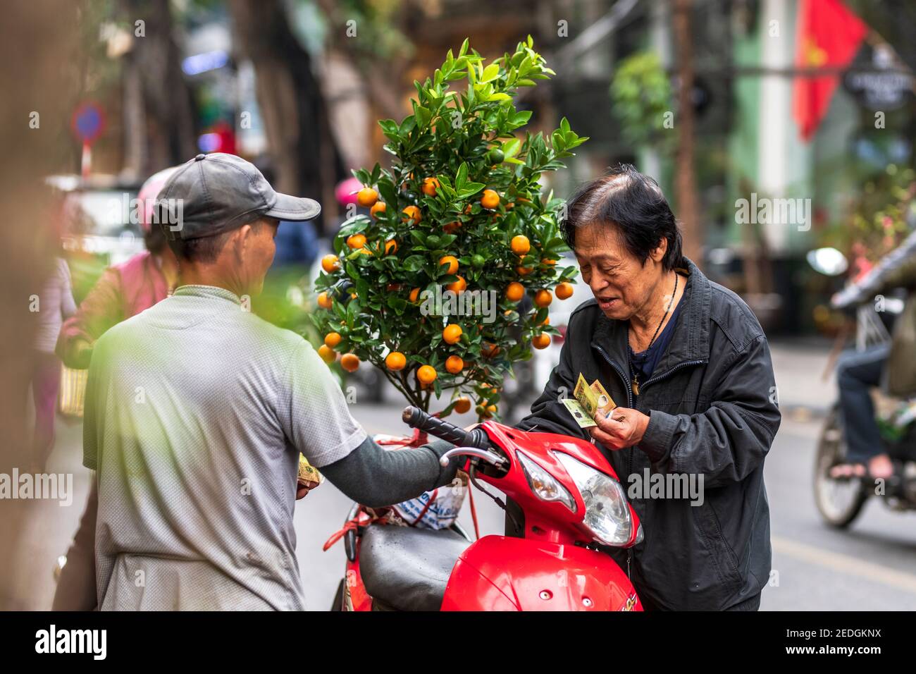 Hanoi daily life Stock Photo - Alamy