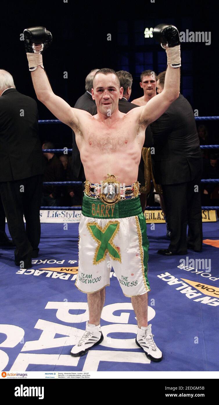 Alexandra morrison hi-res stock photography and images - Alamy