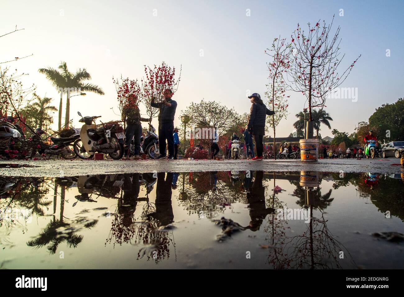 Hanoi daily life Stock Photo - Alamy
