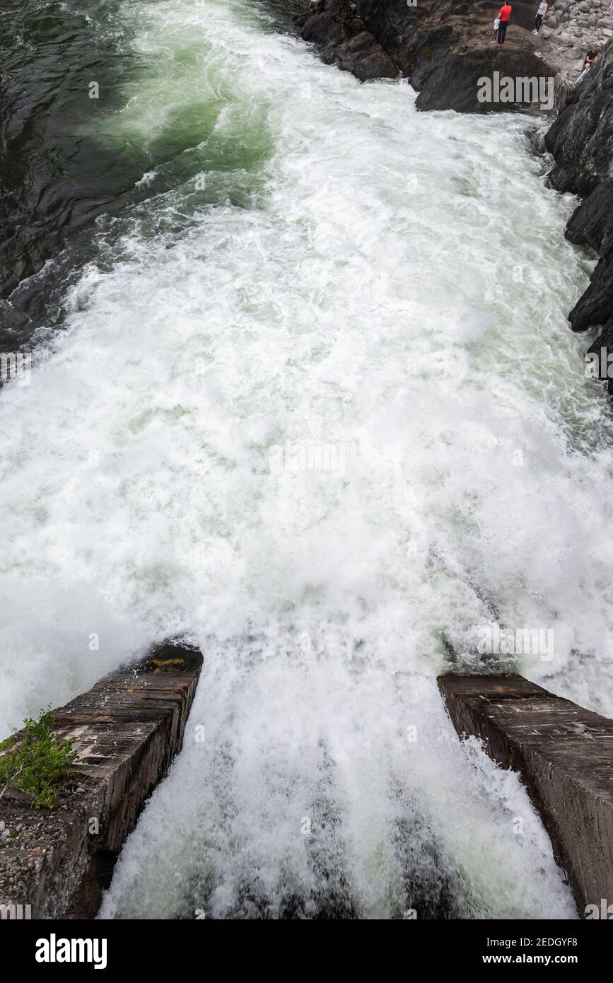 Waterfall falling from the top of the mountain hi-res stock photography ...