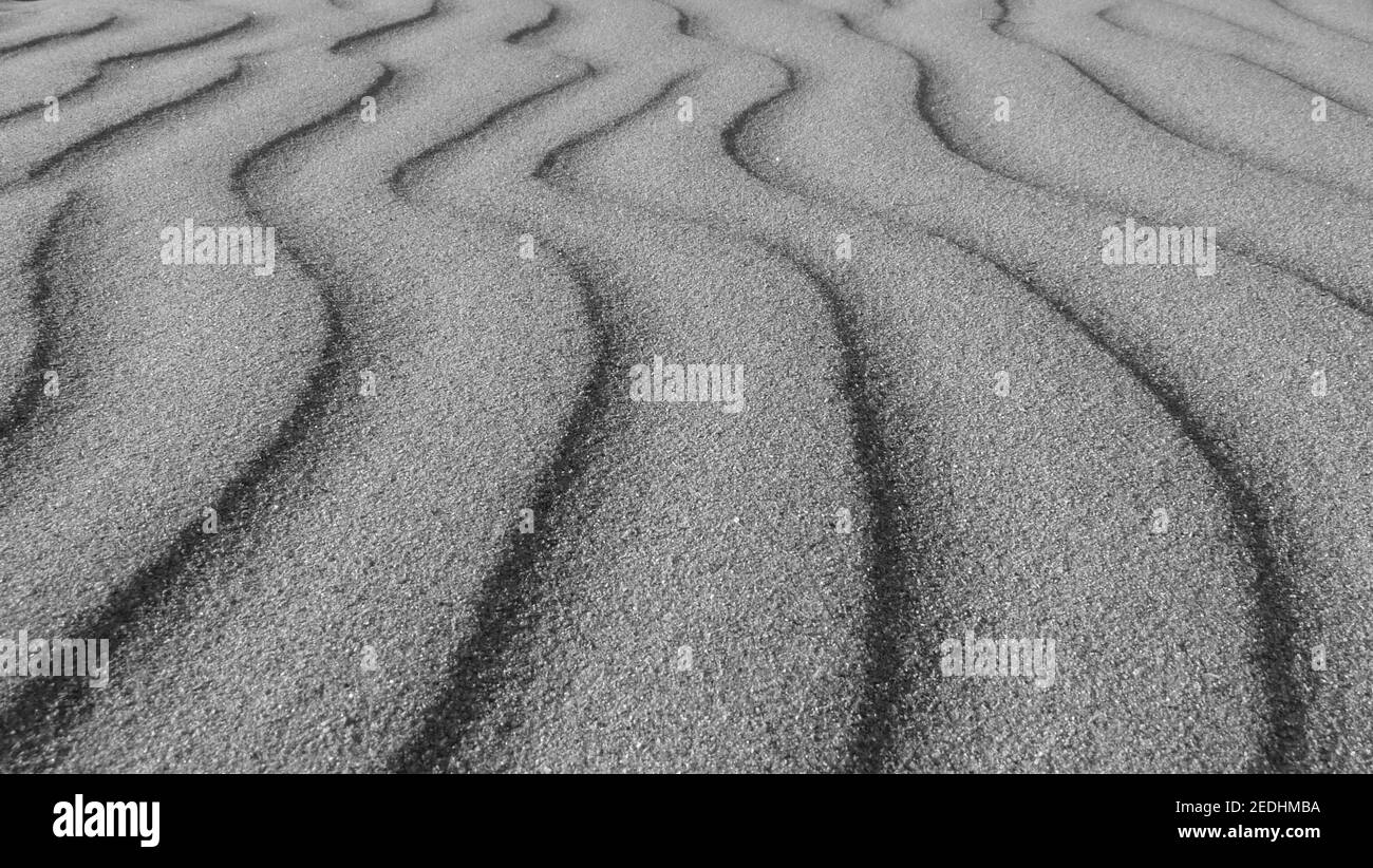 Parallel lines nature hi-res stock photography and images - Alamy