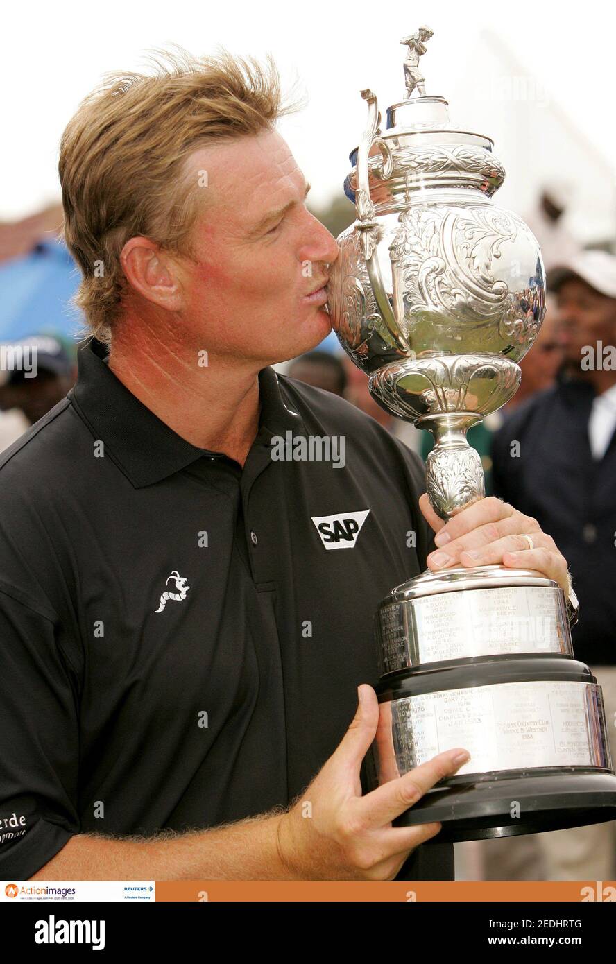 South africas ernie els celebrates winning hi-res stock photography and ...