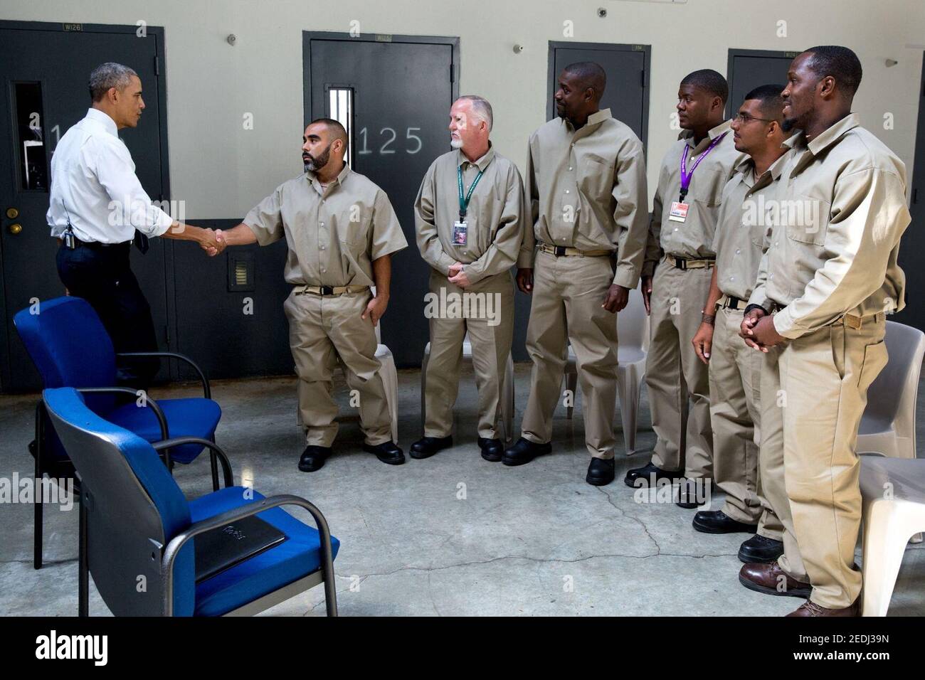 Obama greets inmates El Reno Federal Correctional Institution Stock ...