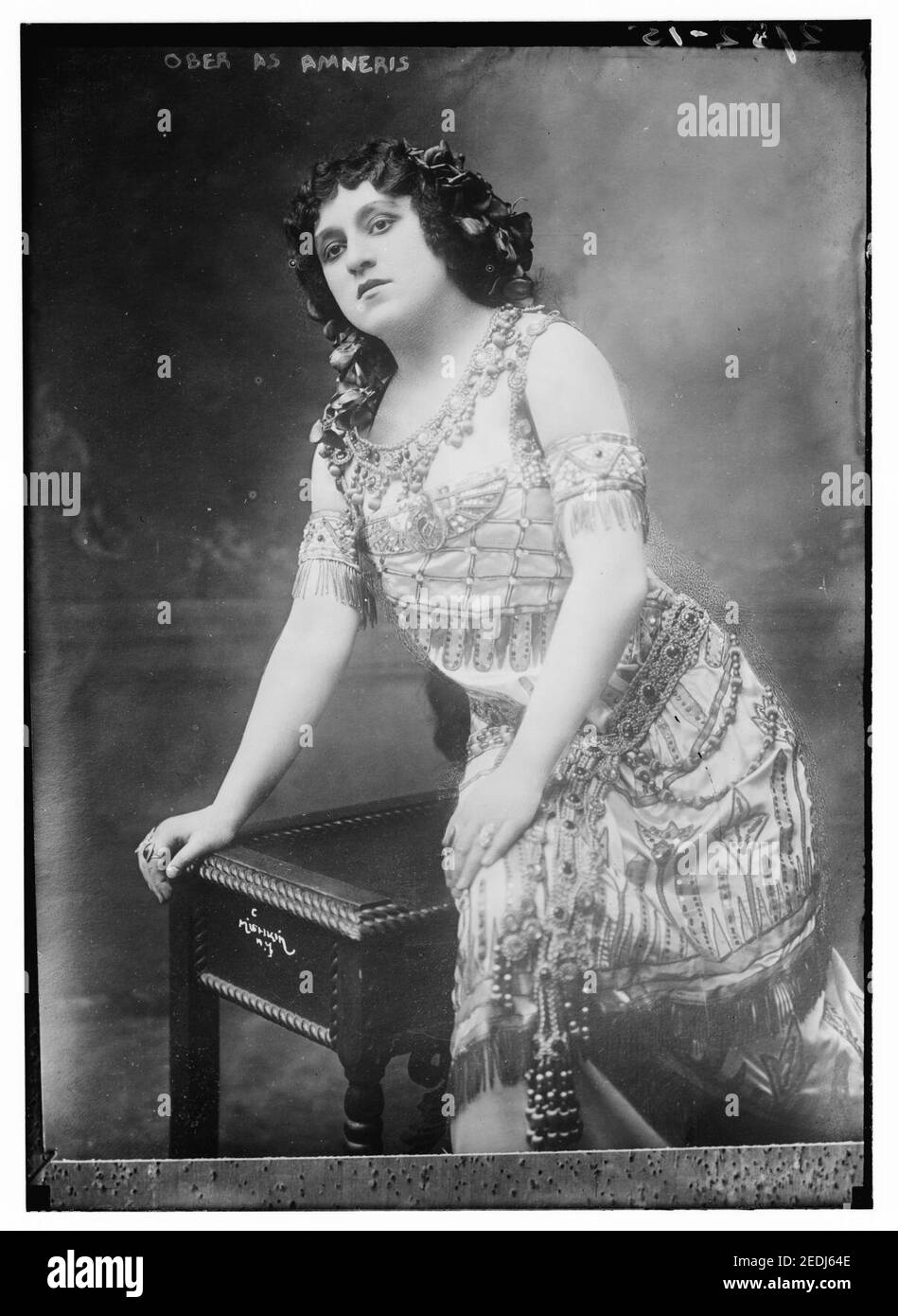 Amneris hi-res stock photography and images - Alamy