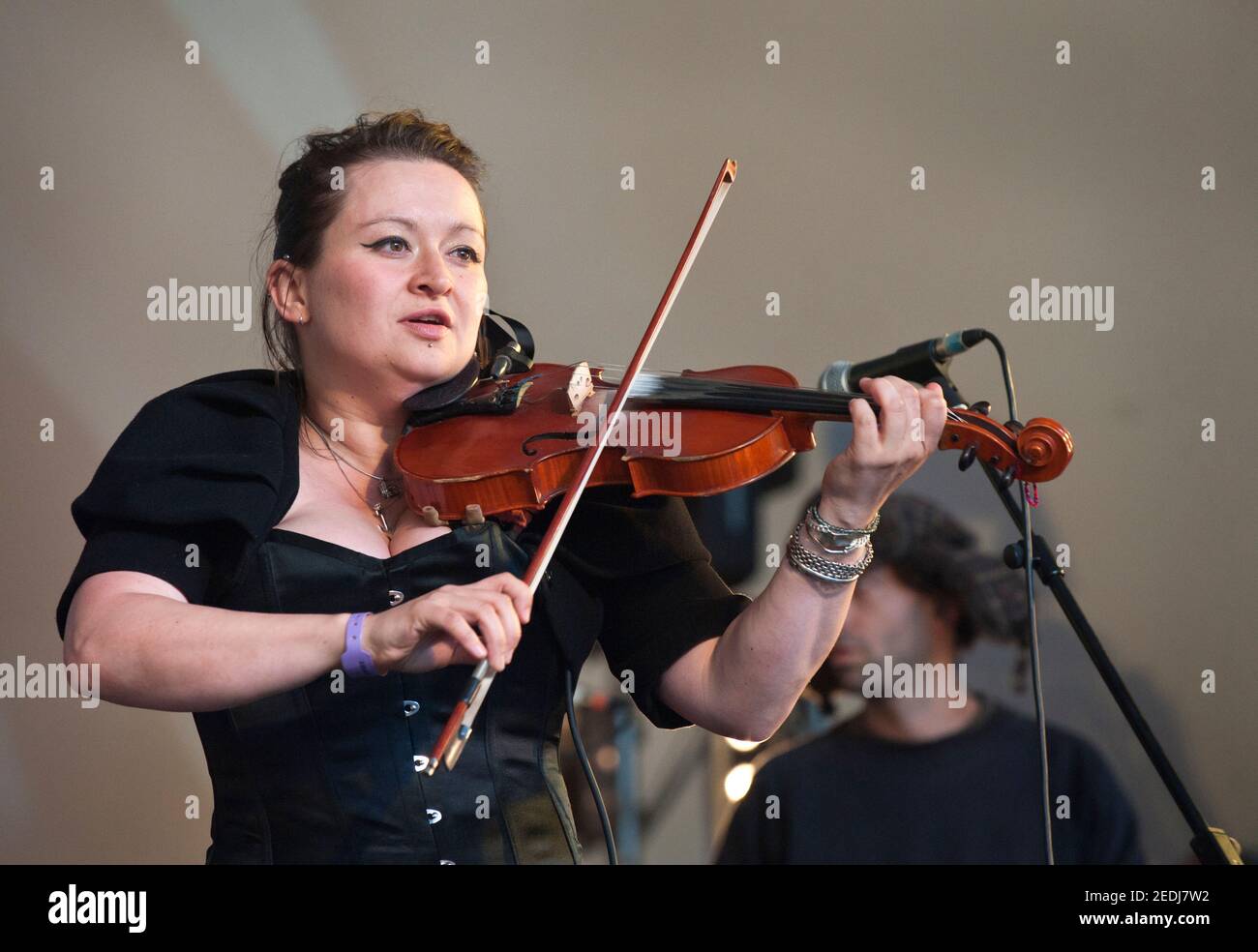 Eliza Carthy performing with The Imagined Village at the Larmer Tree ...