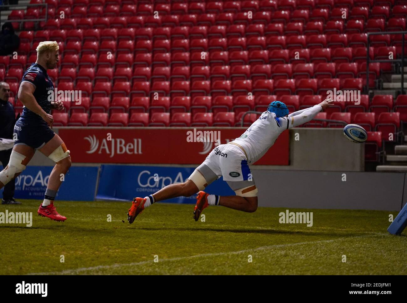 Zach mercer hi-res stock photography and images - Alamy