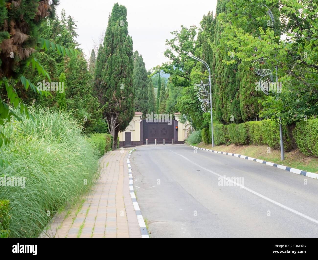 Green Metal Bollard Bollards High Resolution Stock Photography and Images - Alamy