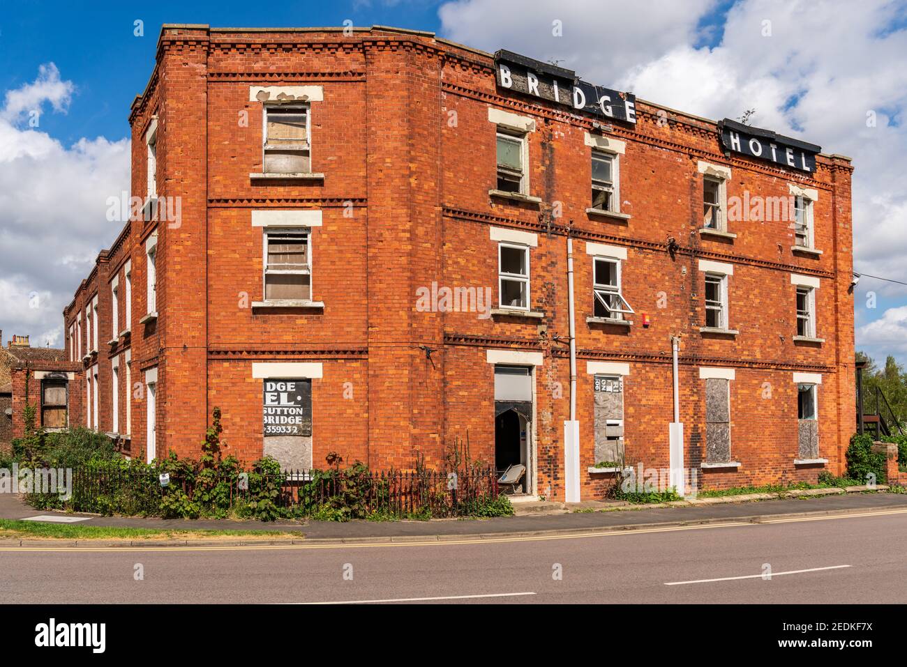 Sutton Bridge, Lincolnshire, England, UK - April 26, 2019: The derelict ...