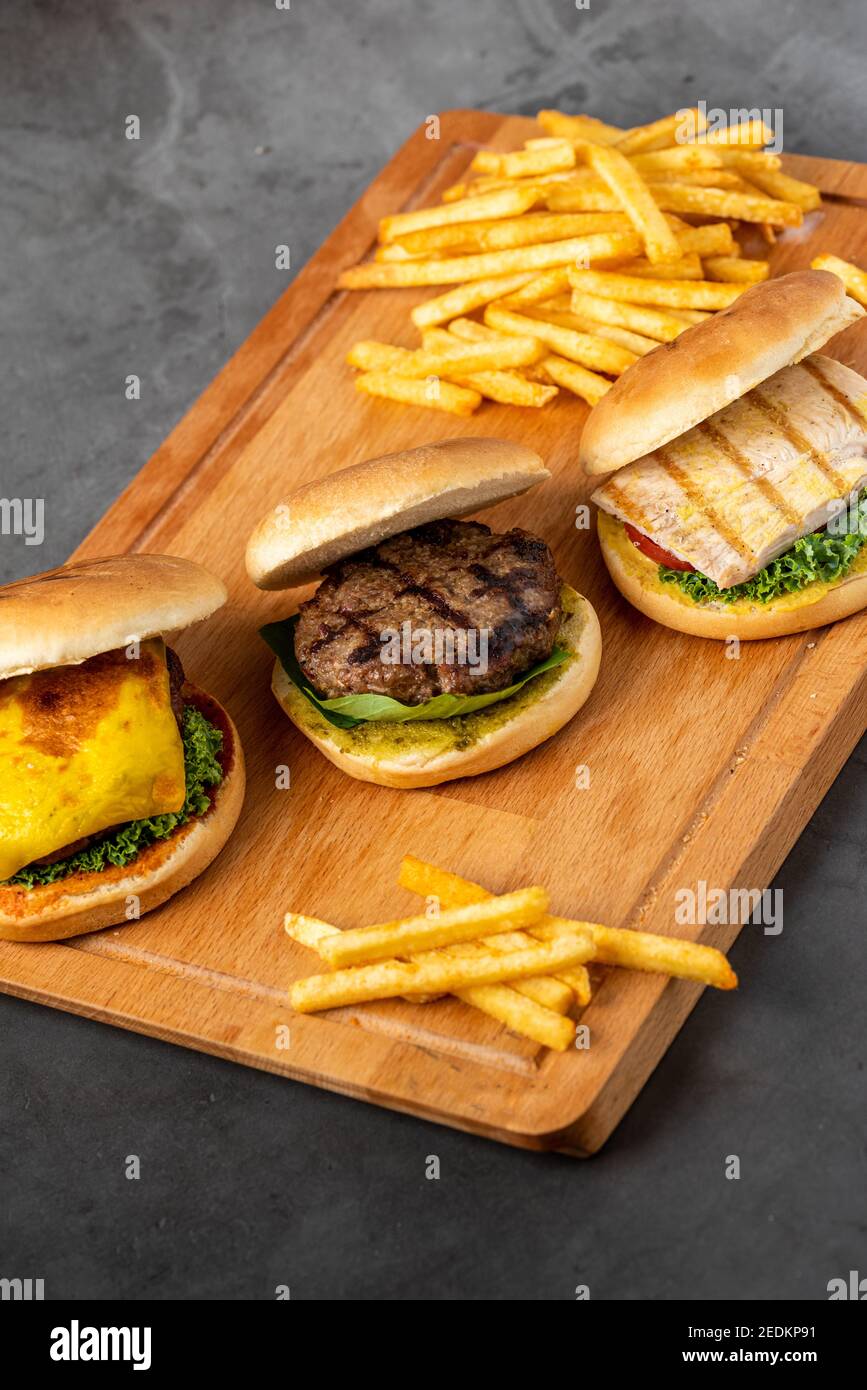 Multiple burgers hi-res stock photography and images - Alamy