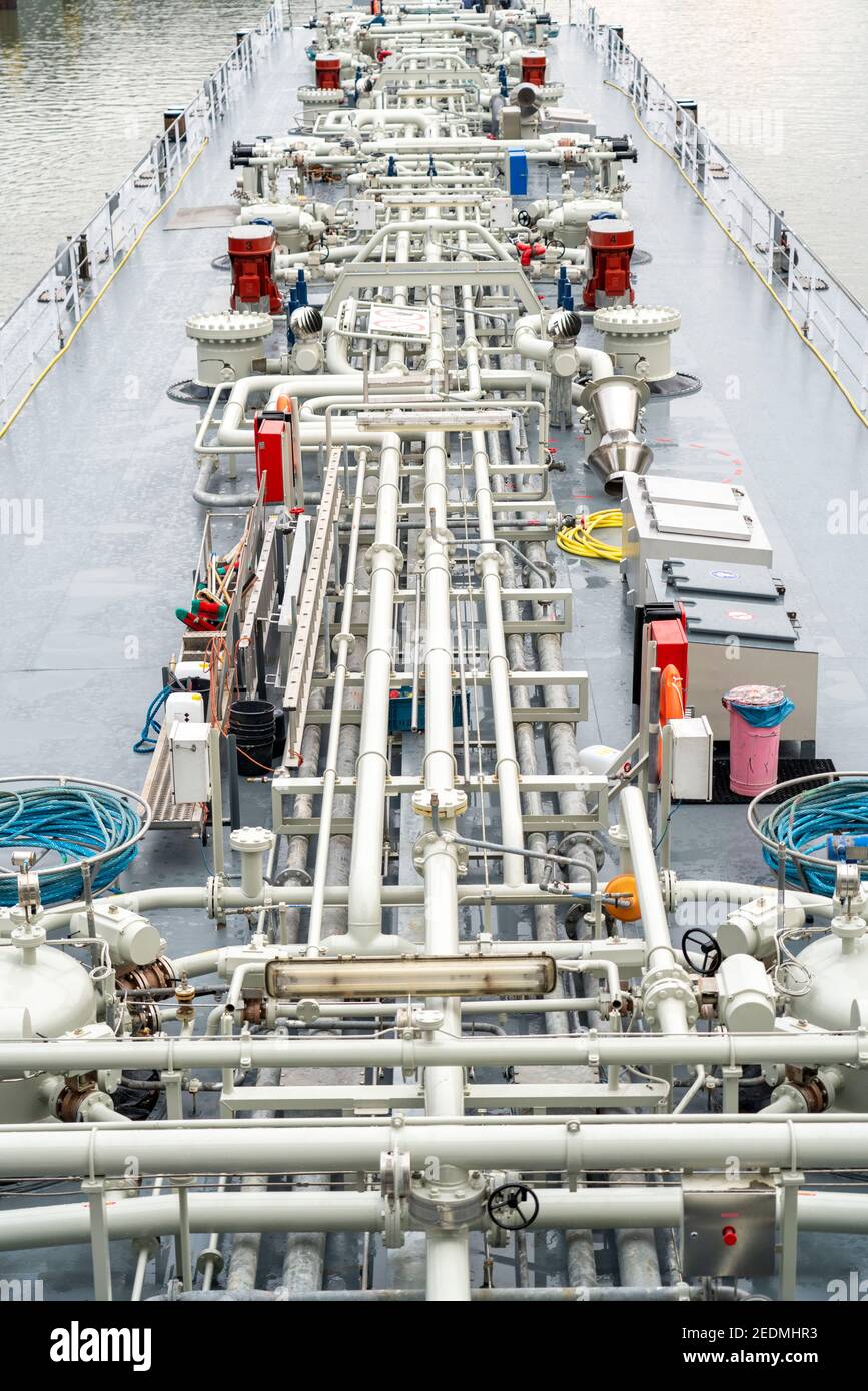 Inland tanker hi-res stock photography and images - Alamy