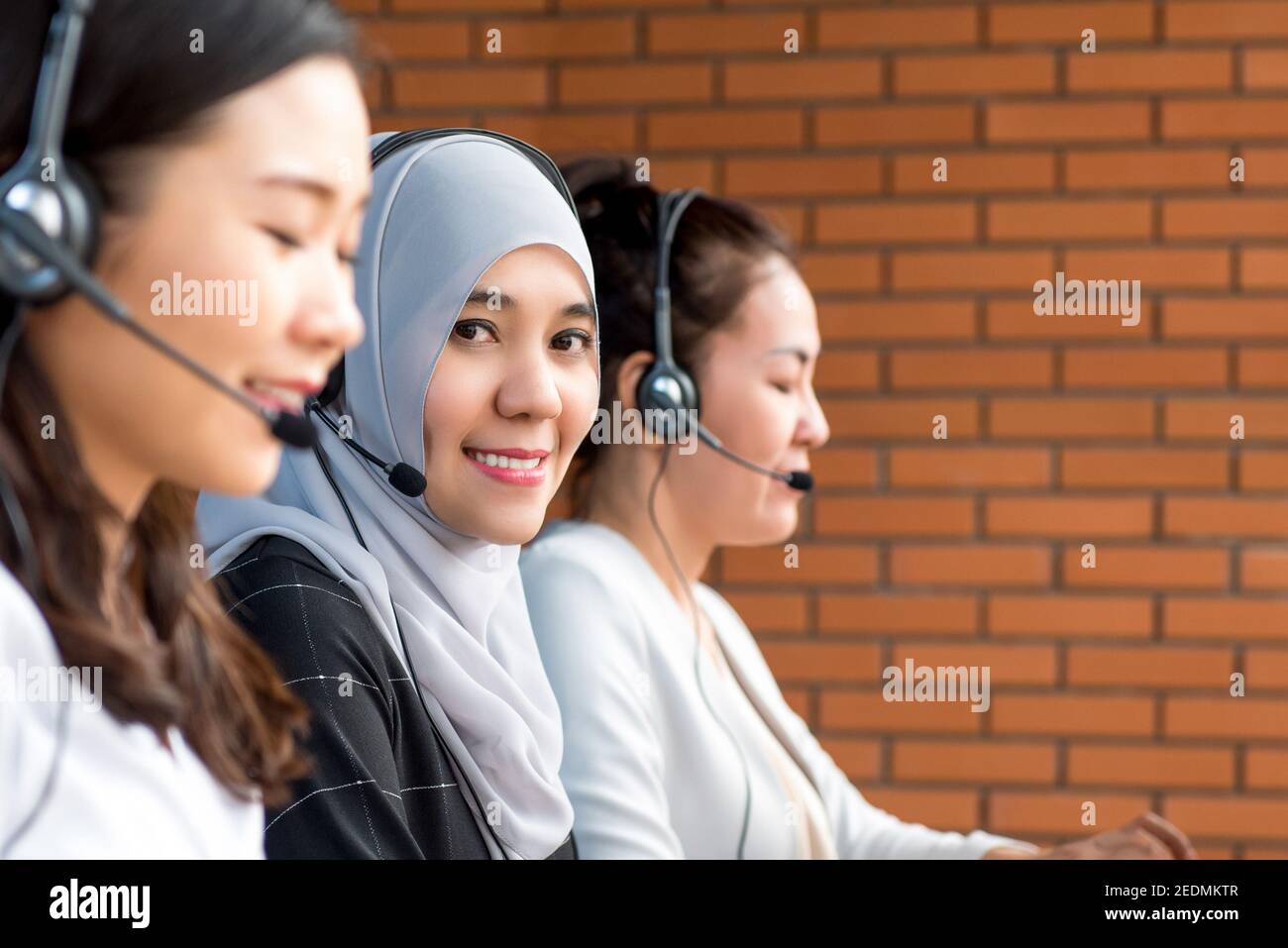 Thai islamic center hi-res stock photography and images - Alamy