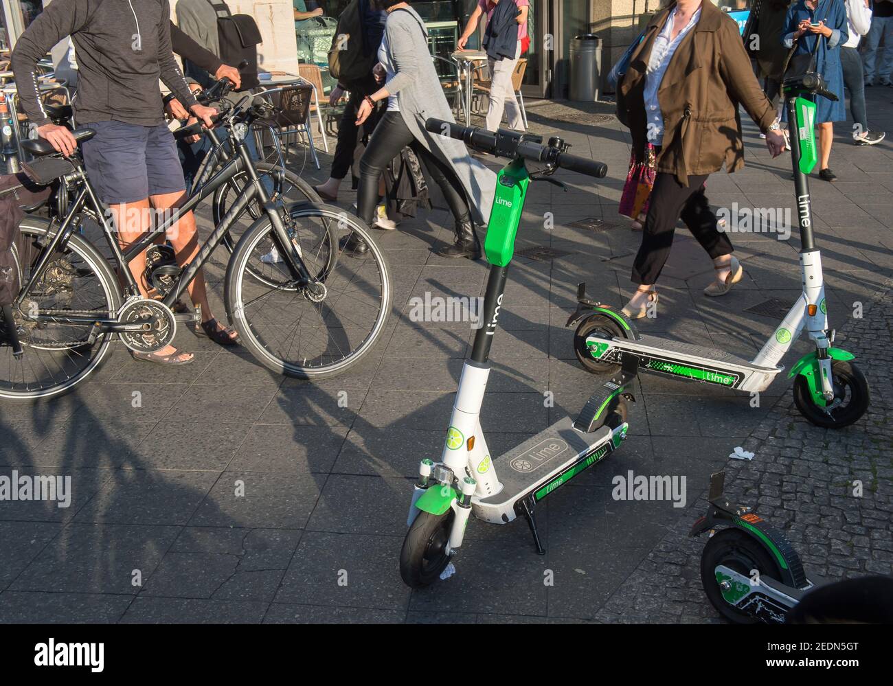 13.08.2019, Berlin, , Germany - E-scooters parked on the pavement ...