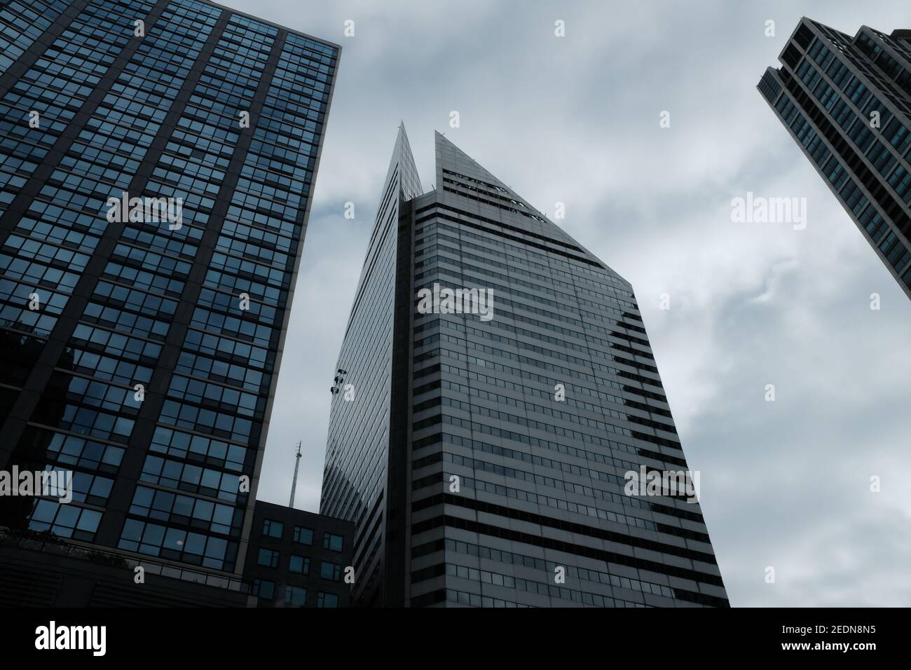 CHICAGO - 9TH NOVEMBER 2019: The Crain Communications Building from ...