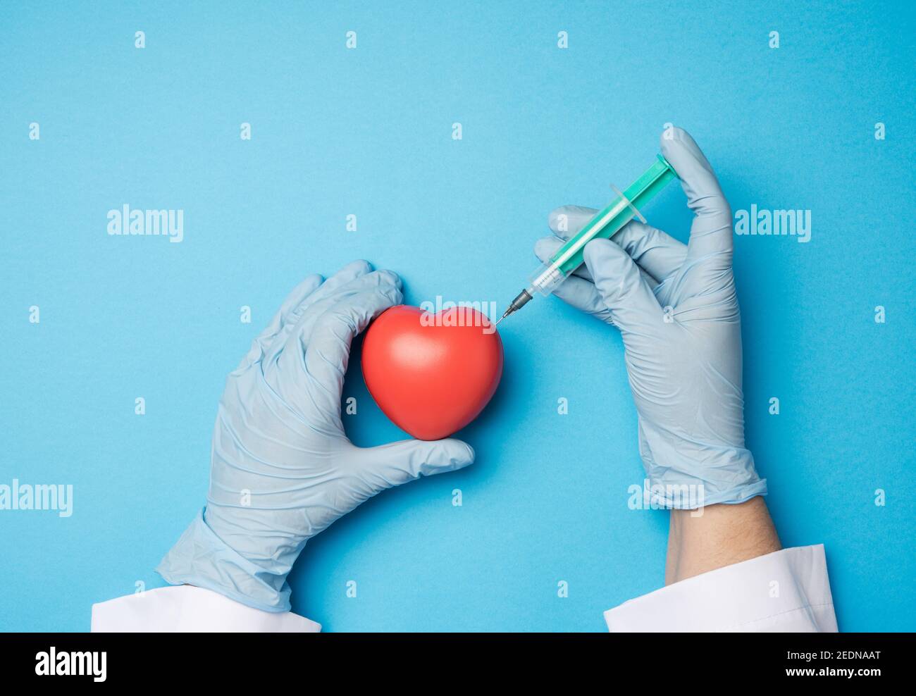 Stuck needle hi-res stock photography and images - Alamy
