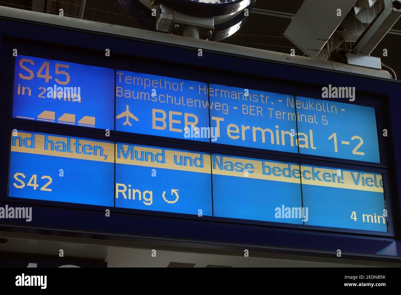 Destination indicator hi-res stock photography and images - Alamy