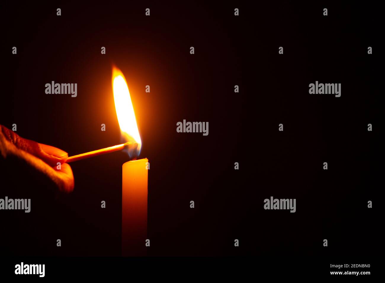 Glowing matchstick hi-res stock photography and images - Alamy