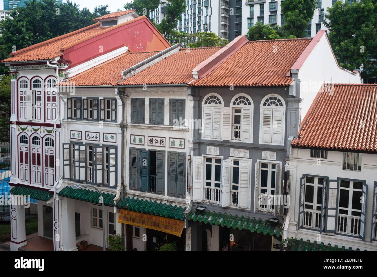 02.12.2020, Singapore, , Singapore - Traditional shophouses along Craig ...