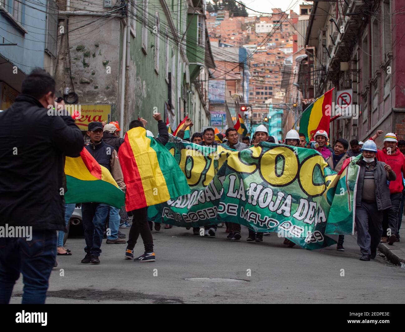 Bolivian men hi-res stock photography and images - Alamy