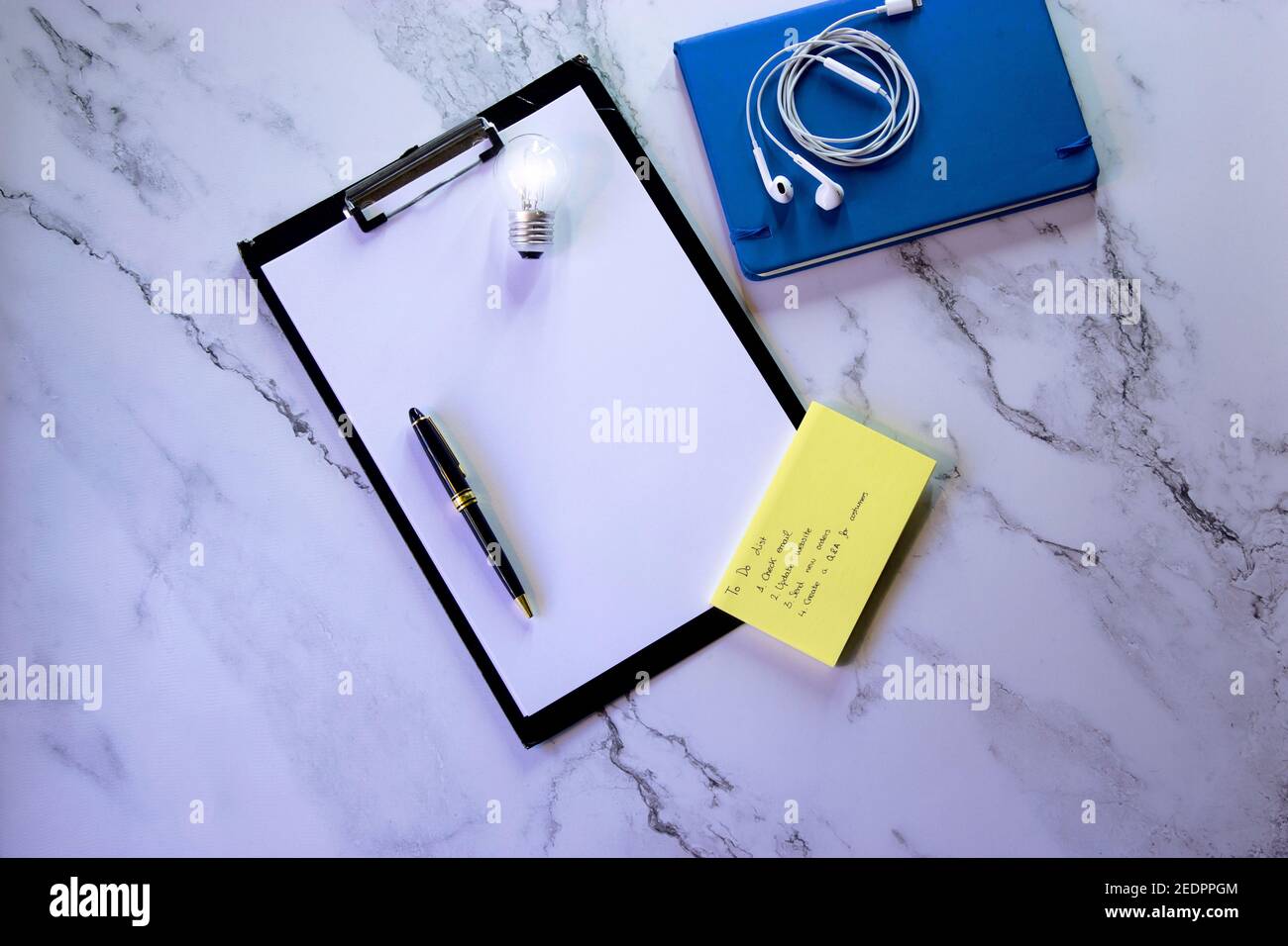Desk notepad hi-res stock photography and images - Alamy