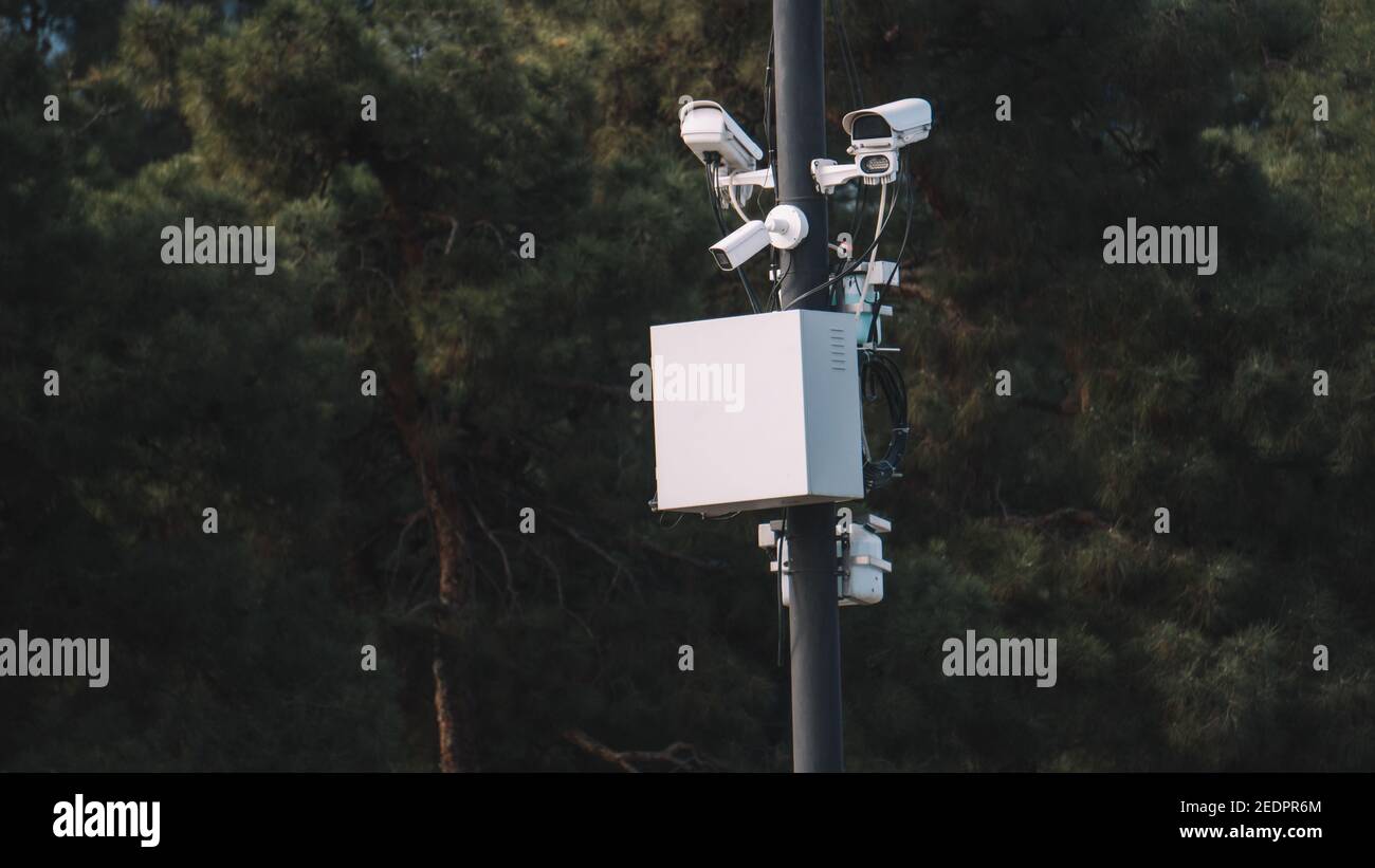 Speed limiter device hi-res stock photography and images - Alamy