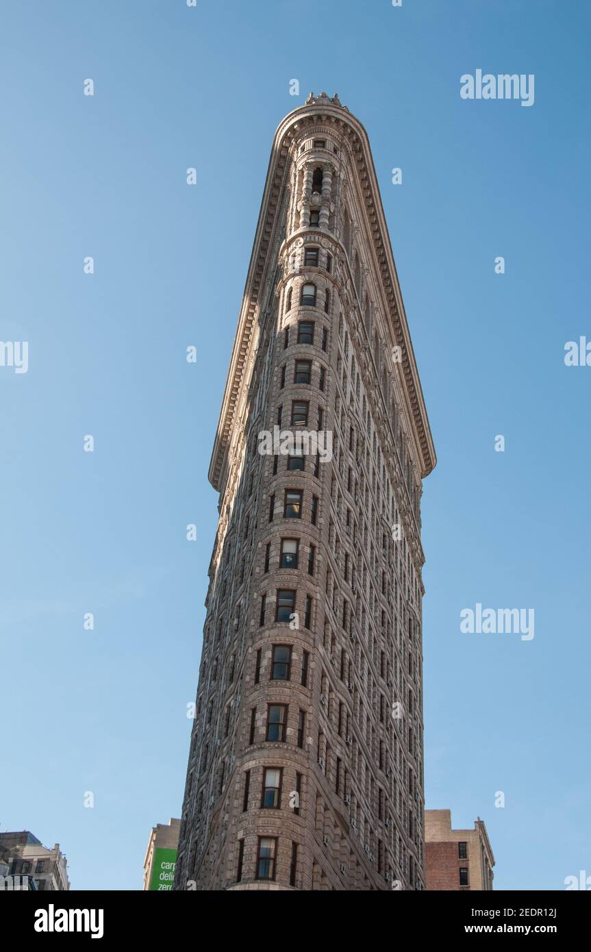 Wedge shape hi-res stock photography and images - Alamy