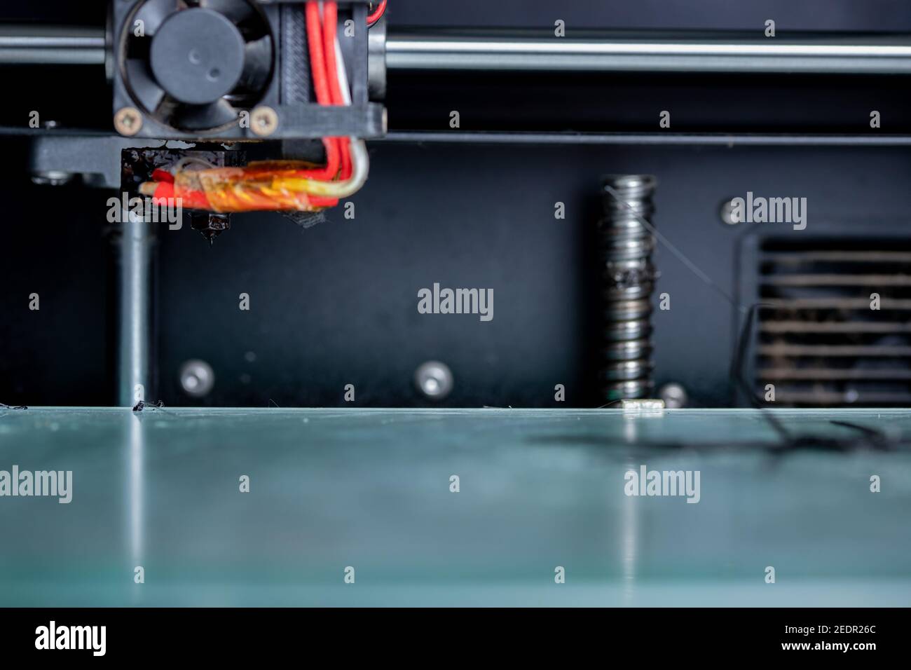 Custom 3D printer with nylon and plastic printing. Cooling cooler and ...