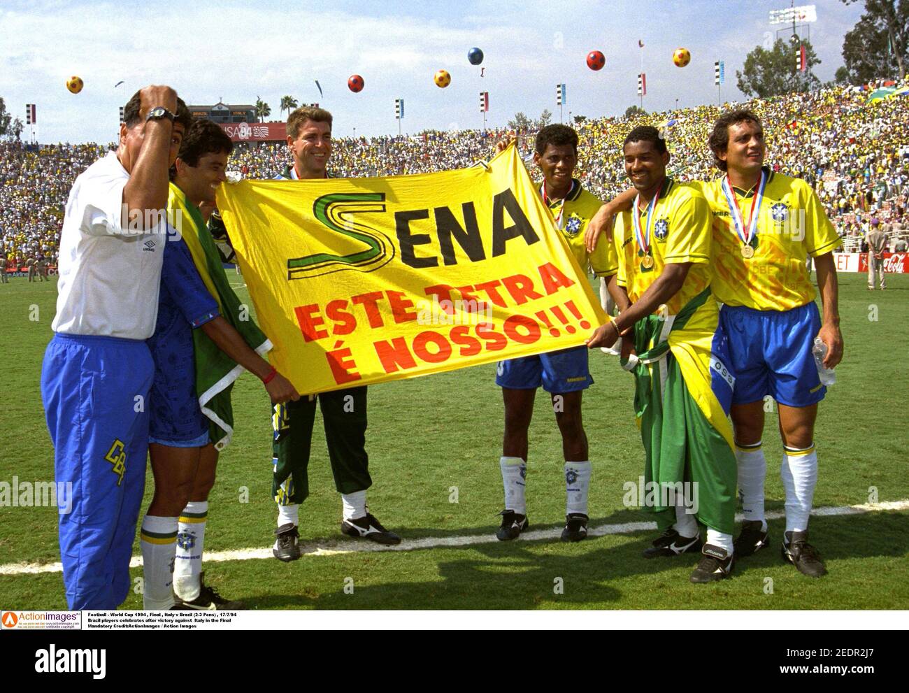 Soccer 1994 fifa world cup final brazil italy rose bowl hi-res stock ...