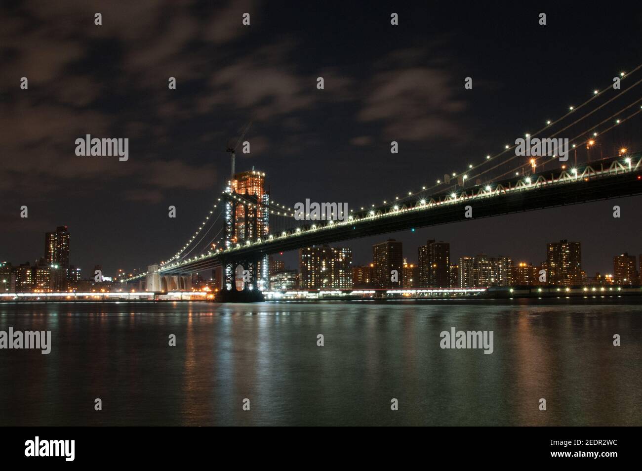 Manhattan night sky hi-res stock photography and images - Alamy