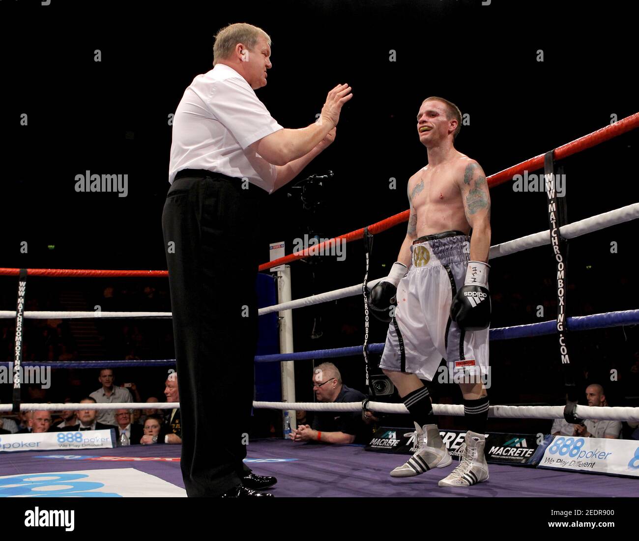 10 Count Boxing High Resolution Stock Photography and Images - Alamy