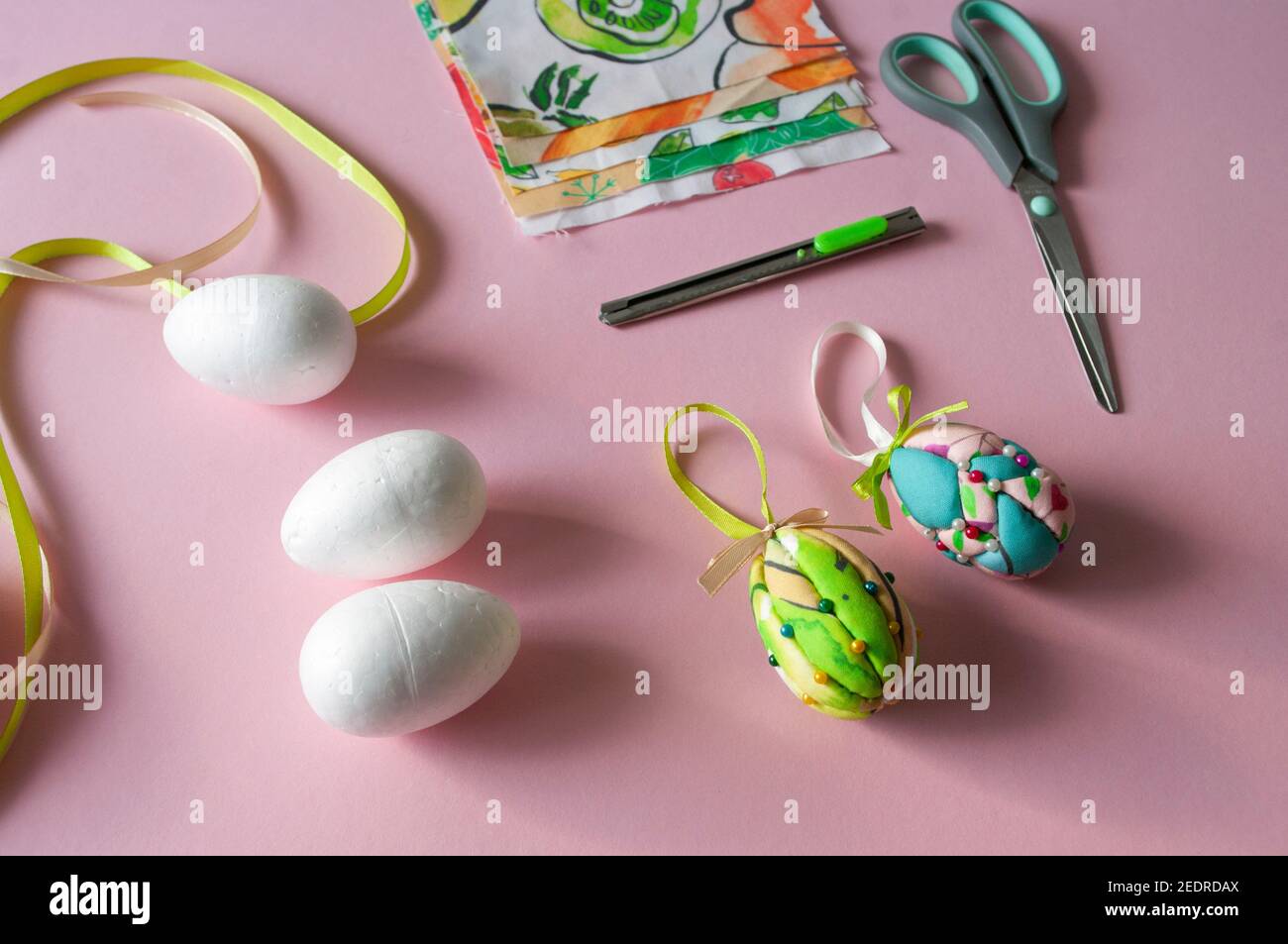 Styrofoam craft hi-res stock photography and images - Alamy