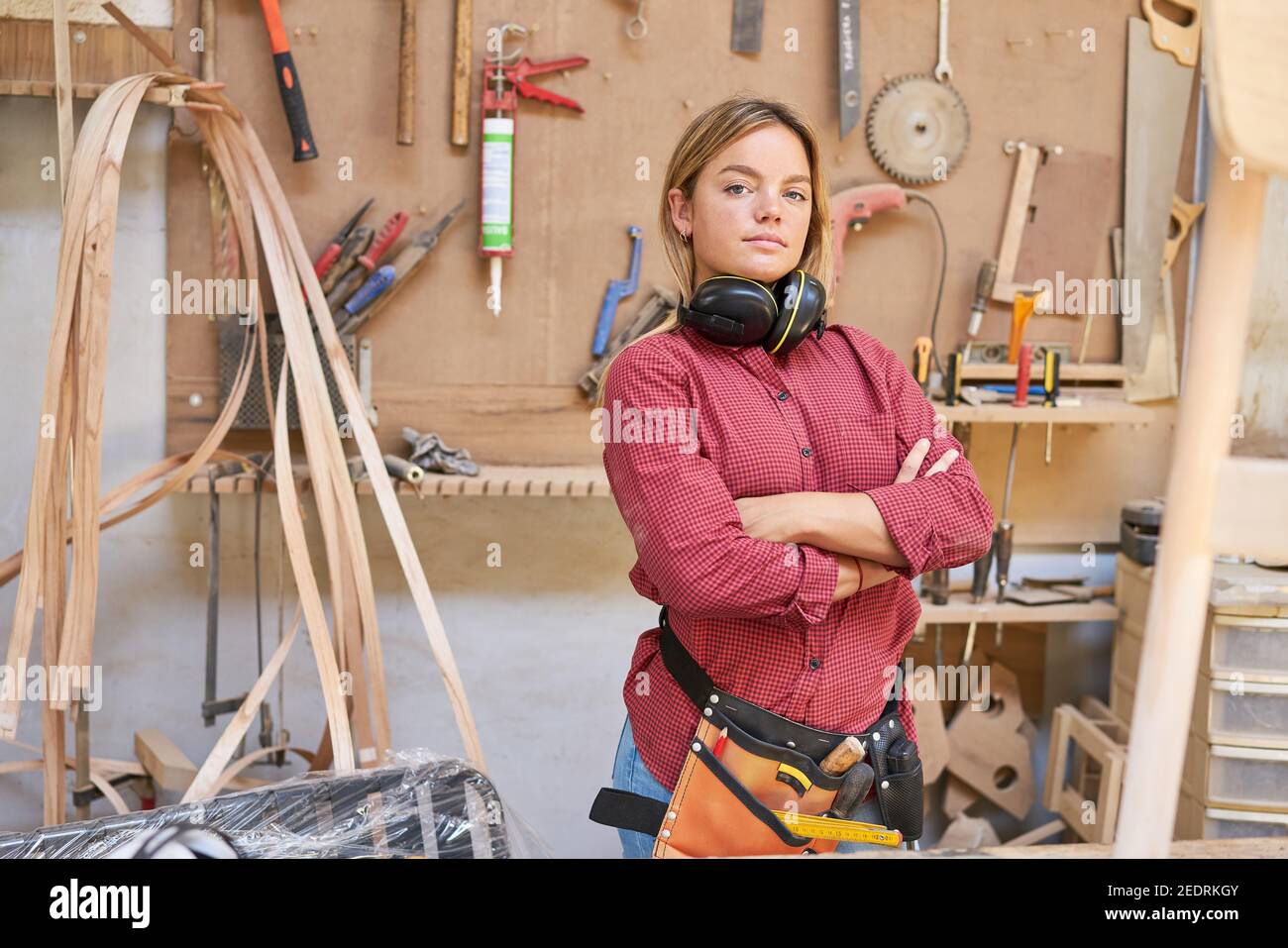 Young woman working artisan hi-res stock photography and images - Alamy