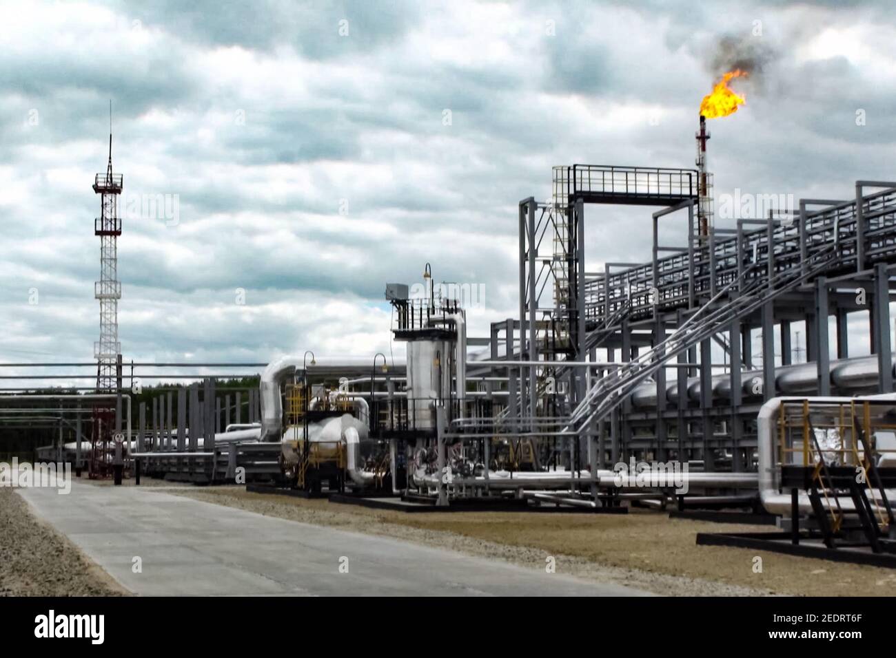 Lukoil refinery hi-res stock photography and images - Alamy