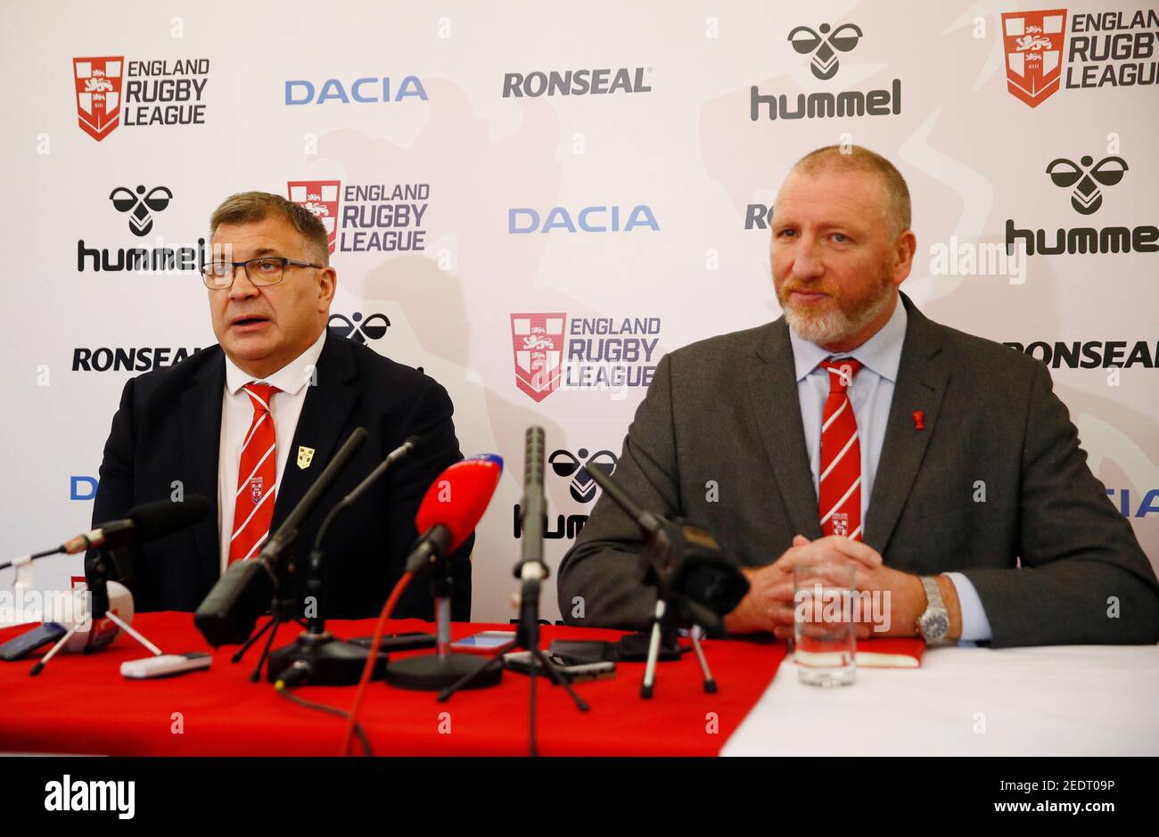 Chief executive rugby league ralph rimmer hi-res stock photography and ...