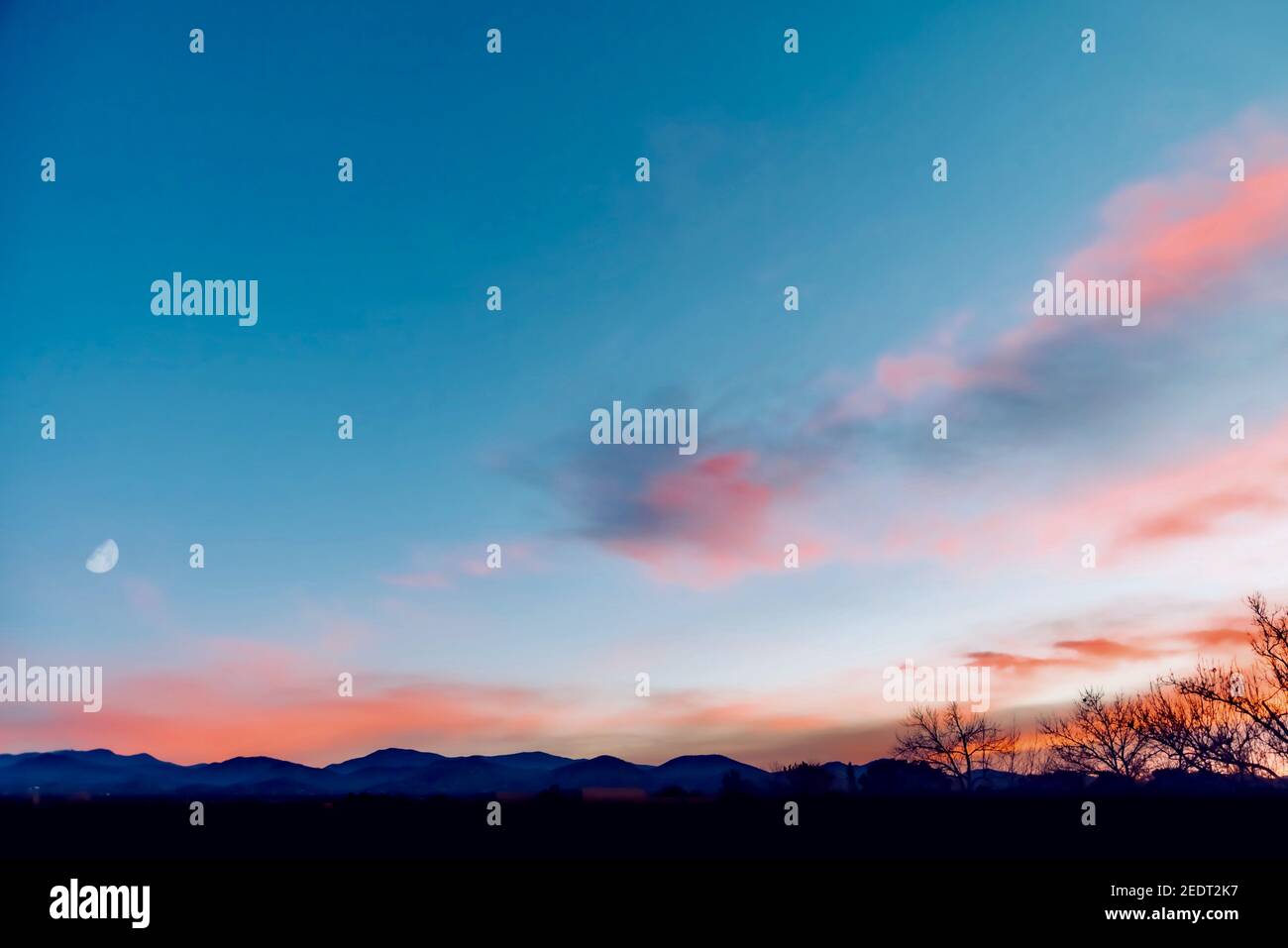 Beautiful sunset over a field in Santa Fe, New Mexico Stock Photo - Alamy