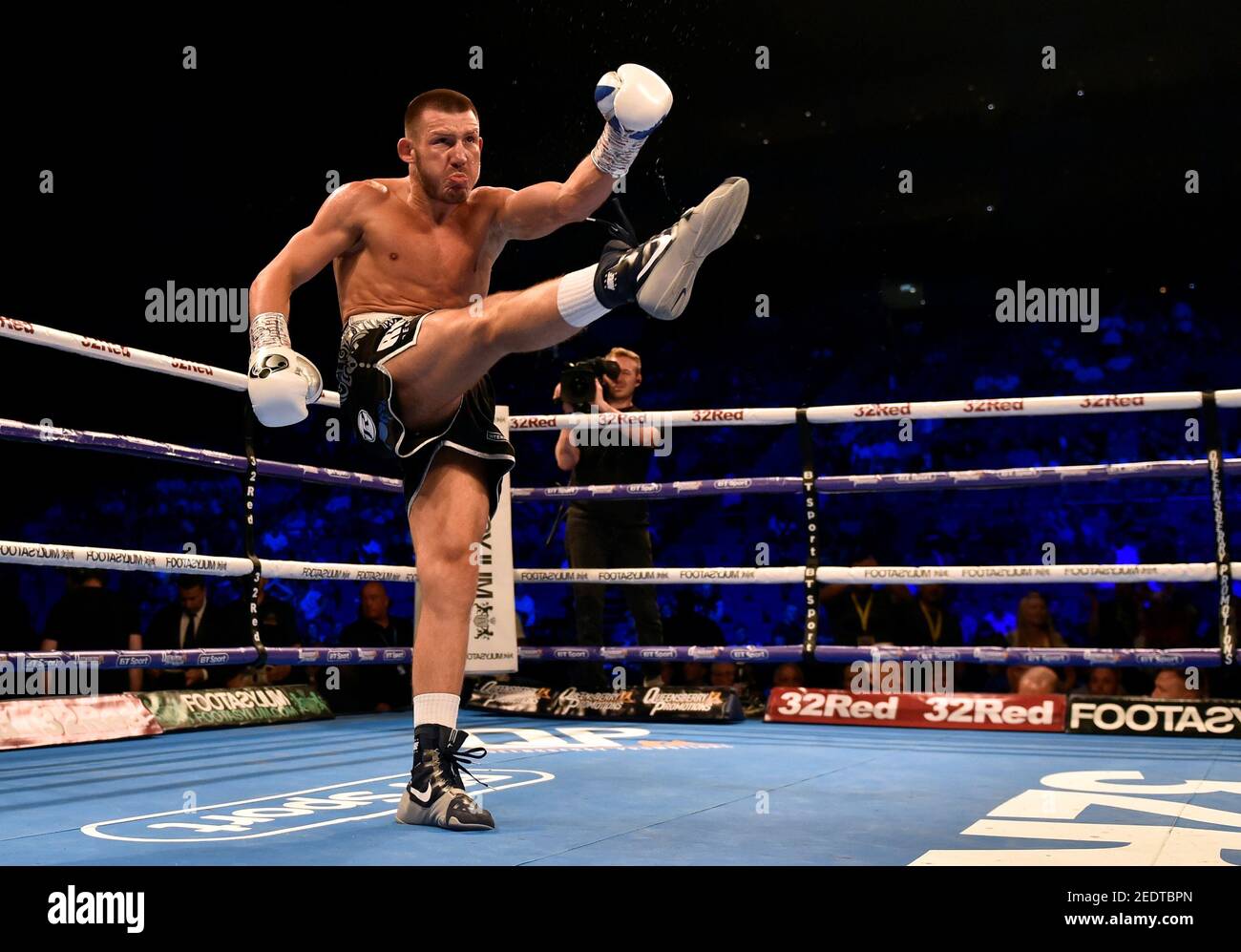 Liam holt hi-res stock photography and images - Alamy
